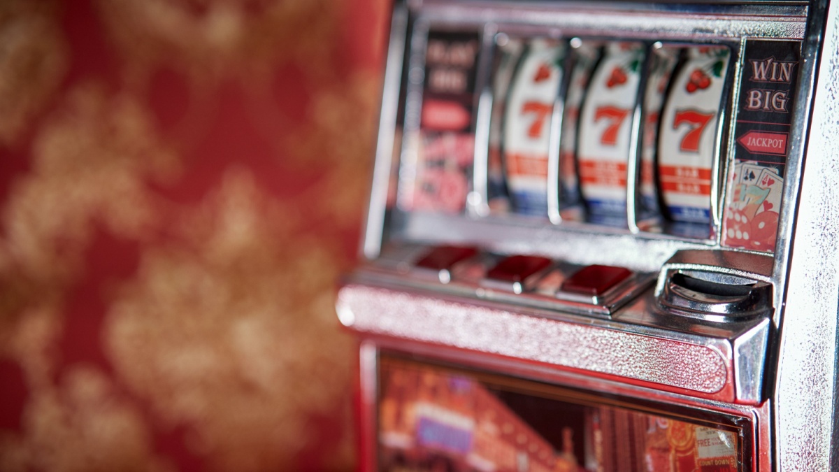 Light & Wonder Acquires Minority Stake in Bang Bang Games